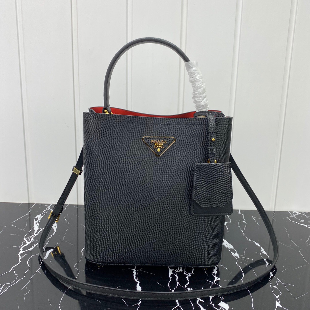 Prada Handbags 2020 | Paul Smith